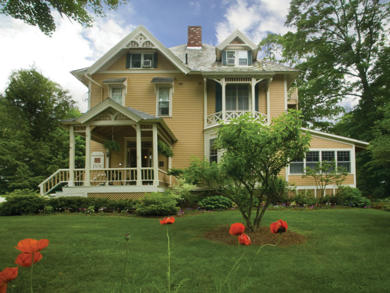 Brook Farm Inn