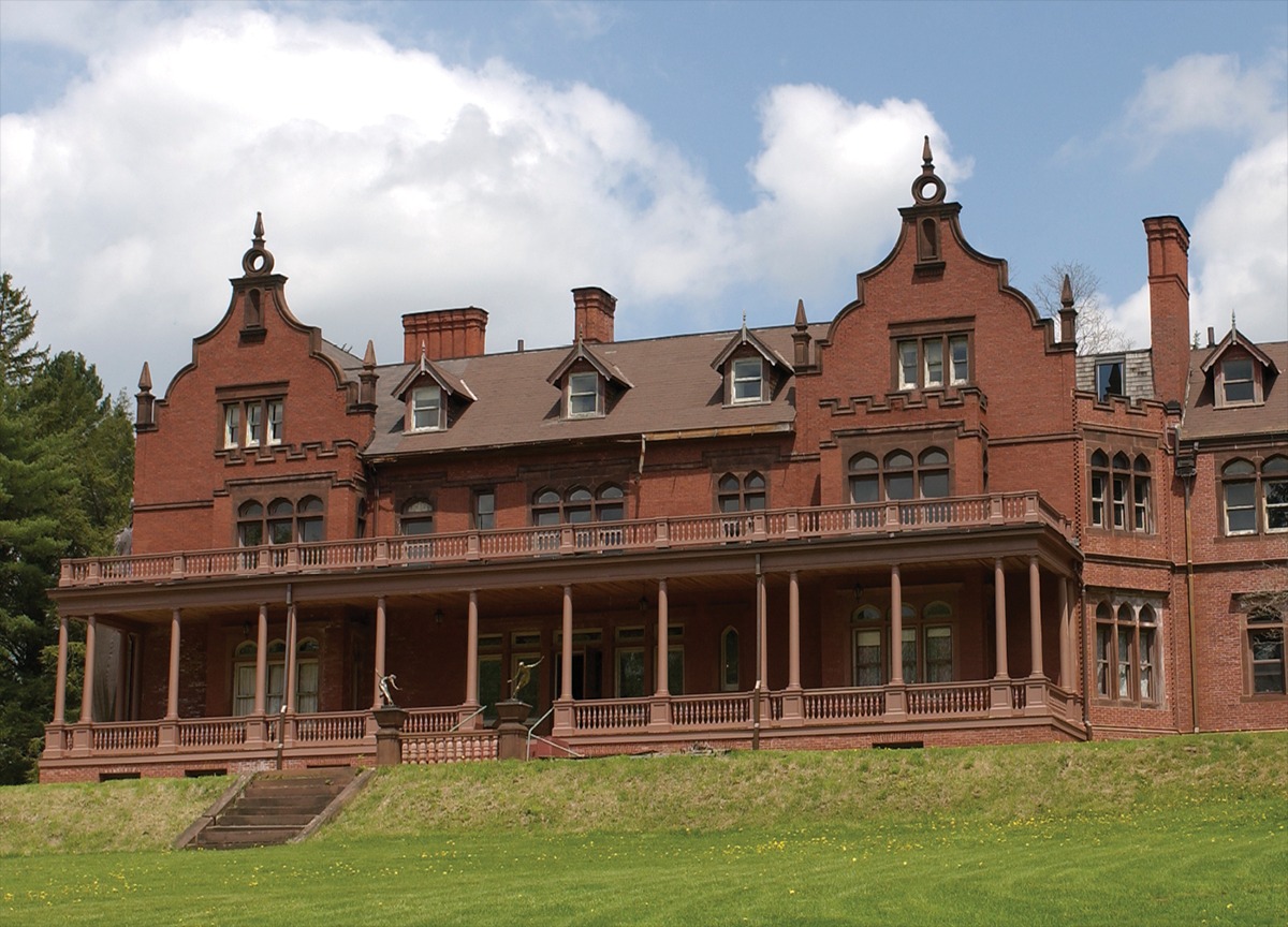 STORY_app_photo_lenox_for_a_day - Lenox MA Chamber of Commerce